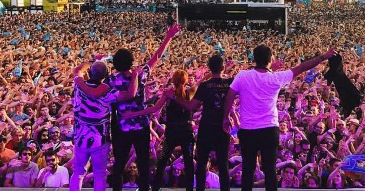 Banda Amor Electro suspendem carreira: “pausa criativa indefinida”