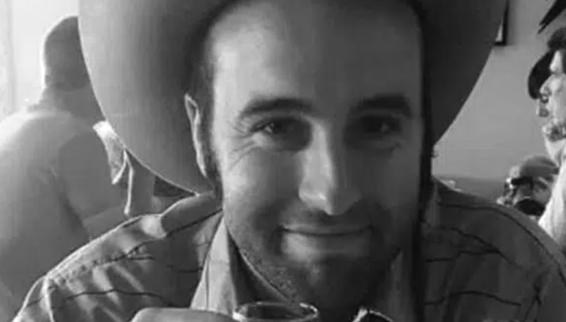 Luke Bellde 32 anos é encontrado morto nove dias depois