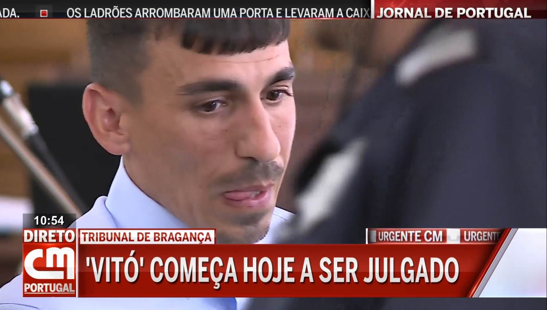 Começou o julgamento! Novas imagens de Vítor Soares na sala de tribunal