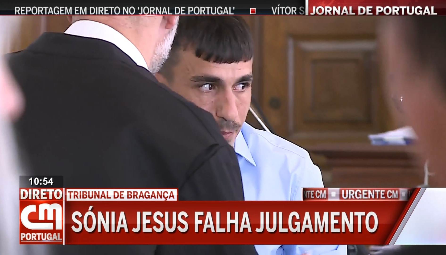 Começou o julgamento! Novas imagens de Vítor Soares na sala de tribunal