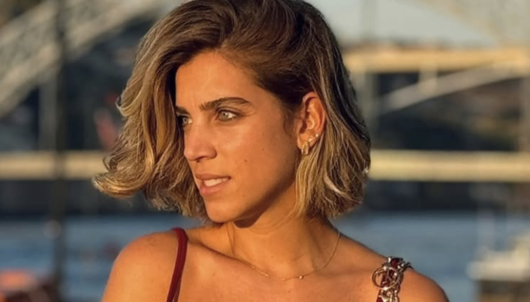 Vânia Sá promove negócios no "Desafio Final". Mãe da concorrente reage ...