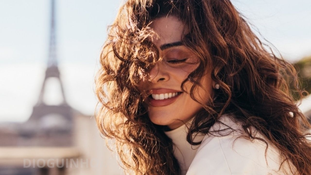 Juliana Paes 'apanhada' em autocarro com portuguesa: "Para onde estamos ...