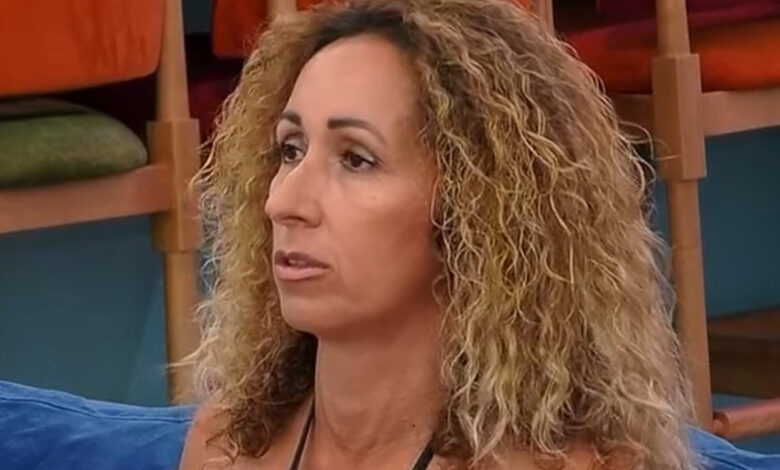 “Perigosa e que distorce”: Adriano Silva Martins arrasa Marisa Susana